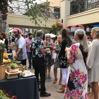 Flower Hill Promenade - Del Mar, CA