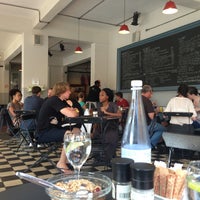 Service Station Cafe - Café in Melville