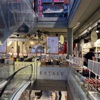 Eataly - Food and Beverage Retail in Piazza Maggiore
