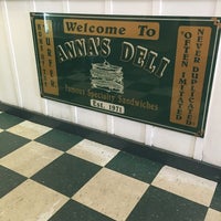 Anna's Deli - 6535 Midnight Pass Rd