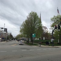 Wellesley Square - Plaza in Wellesley