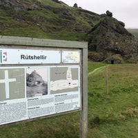 Rútshellir - Cave