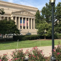National Archives Rotunda - Federal Triangle - 22 tips