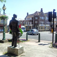 The Crowborough Cross (Wetherspoon) - Pub
