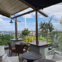 Findlater Bar & Grill - Pub