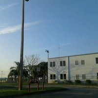 Silver Ridge Elementary School - Elementary School in Davie