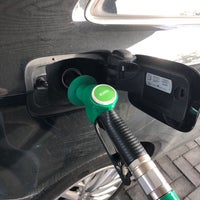 Makro Tankstation - Gas Station in Eke