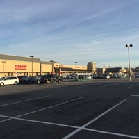 Quarry Center - Shopping Plaza in Haverford