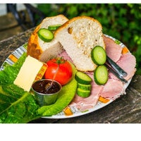 The Harrow Inn - Beer Garden in Steep