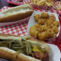 Fab Hot Dogs - Hot Dog Joint in Tarzana