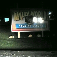 Wally World Riverside Camping - Campground in Loudonville
