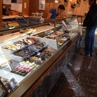 Andre's Confiserie Suisse - Bakery