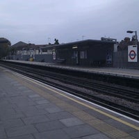 Ruislip Manor London Underground Station - 4 tips from 366 visitors