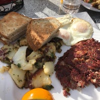 Honey's - Breakfast Spot