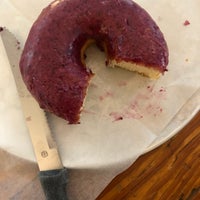 Monuts Donuts - Café in Durham