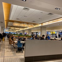 Fairview Mall Food Garden - Food Court in Don Valley Village