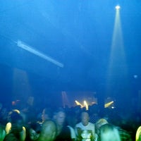 Perron - Night Club in C.S. Kwartier