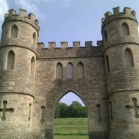 Sham Castle - Scenic Lookout in Bath