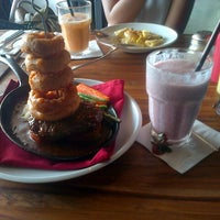 Monolog - Café in Jakarta Selatan