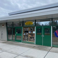 Louis Astorino Ice Arena - Skating Rink in Hamden
