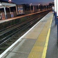 Farnham Railway Station (FNH) - 9 tips from 677 visitors