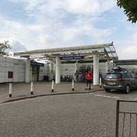 Hillingdon London Underground Station - 6 tips from 629 visitors