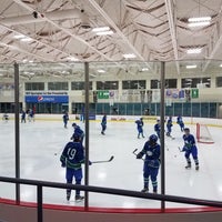 RDV Sportsplex Ice Den - 9 tips