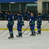 RDV Sportsplex Ice Den - 9 tips