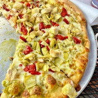 Blue Rock Pizza &Tap - Pizzeria in Uptowne