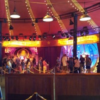 Pete's Silly Sideshow - Theme Park Ride / Attraction in Lake Buena Vista