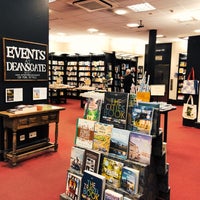 Waterstones - Bookstore in Manchester