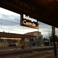 Stazione Bologna Centrale - Estación de tren en Bologna