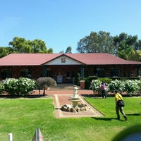 Valley View Restaurant Garden Cafe (Now Closed) - Australian Restaurant