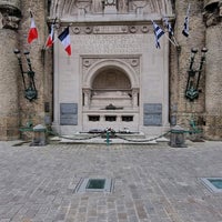 Beffroi de Saint-Éloi de Dunkerque - Place du Beffroi