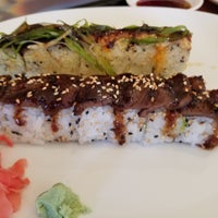 Rise Sushi & Sake Lounge (Now Closed) - Sushi Restaurant in Lakeview