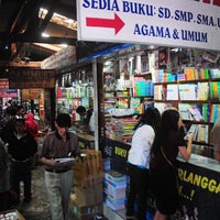 Pasar Buku Palasari - Bookstore