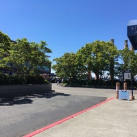 Carillon Point - 4100 Carillon Pt