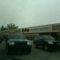 Harding's Friendly Market - 2 tips from 229 visitors