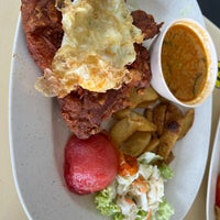 Restoran Hua Mui 华美茶餐室 - Chinese Restaurant