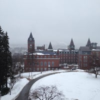 College of the Holy Cross - College Hill - 1 College St