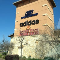 Round Rock Premium Outlets - 61 tips from 11660 visitors