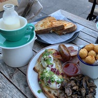 Brickwood Coffee & Bread - Coffee Shop in Clapham Common