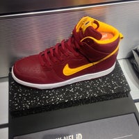 Nike - Sporting Goods Shop in Washington, DC