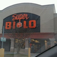 Clemson Bi Lo Shopping Center (Now Closed) - Clemson, SC