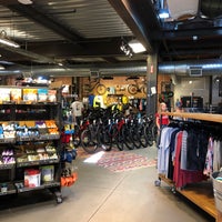 REI - Sporting Goods Shop in Bend