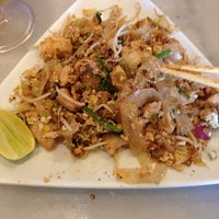 The Smiling Elephant - Thai Restaurant in Nashville