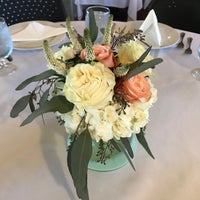 Cafe Karibo & Karibrew Brew Pub - 27 N 3rd St