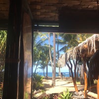 Mama Fish House Beach - paia