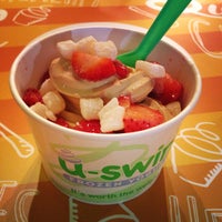 U-Swirl Frozen Yogurt - Frozen Yogurt Shop