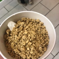 Yoghut Frozen Yogurt & Smoothies (Now Closed) - Frozen Yogurt Shop in ...